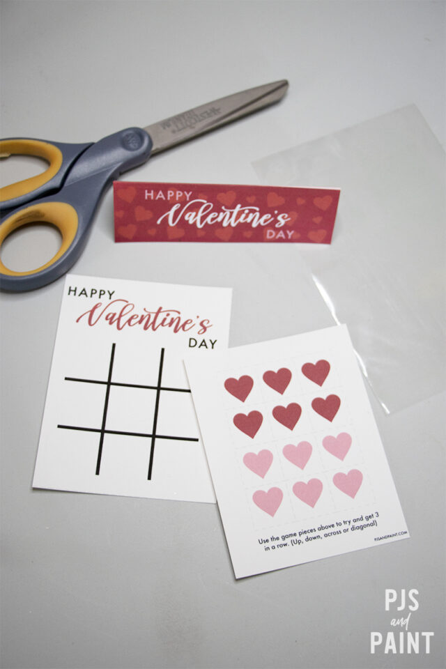 Free Printable Valentine's Day Tic Tac Toe - Pjs and Paint