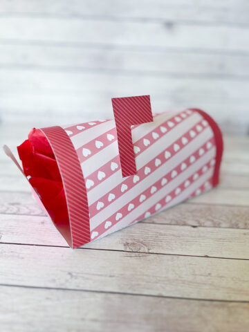 Free Printable Valentine's Day Mailbox - Pjs and Paint