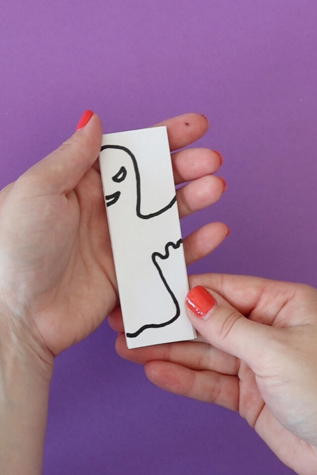 How to Make a Ghost Paper Chain | Easy Halloween Crafts - Pjs and Paint