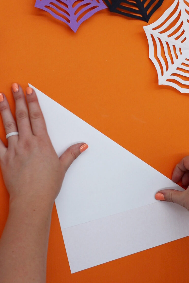 How to Make a Paper Spider Web - Pjs and Paint